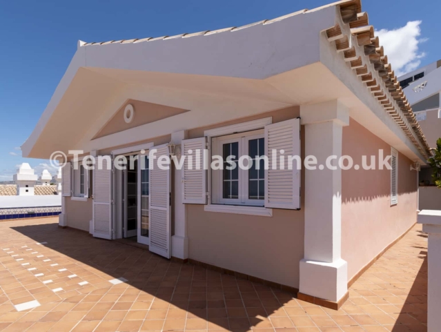 4 Bedroom Holiday Villa for Rent in Costa Adeje | Private Heated Pool